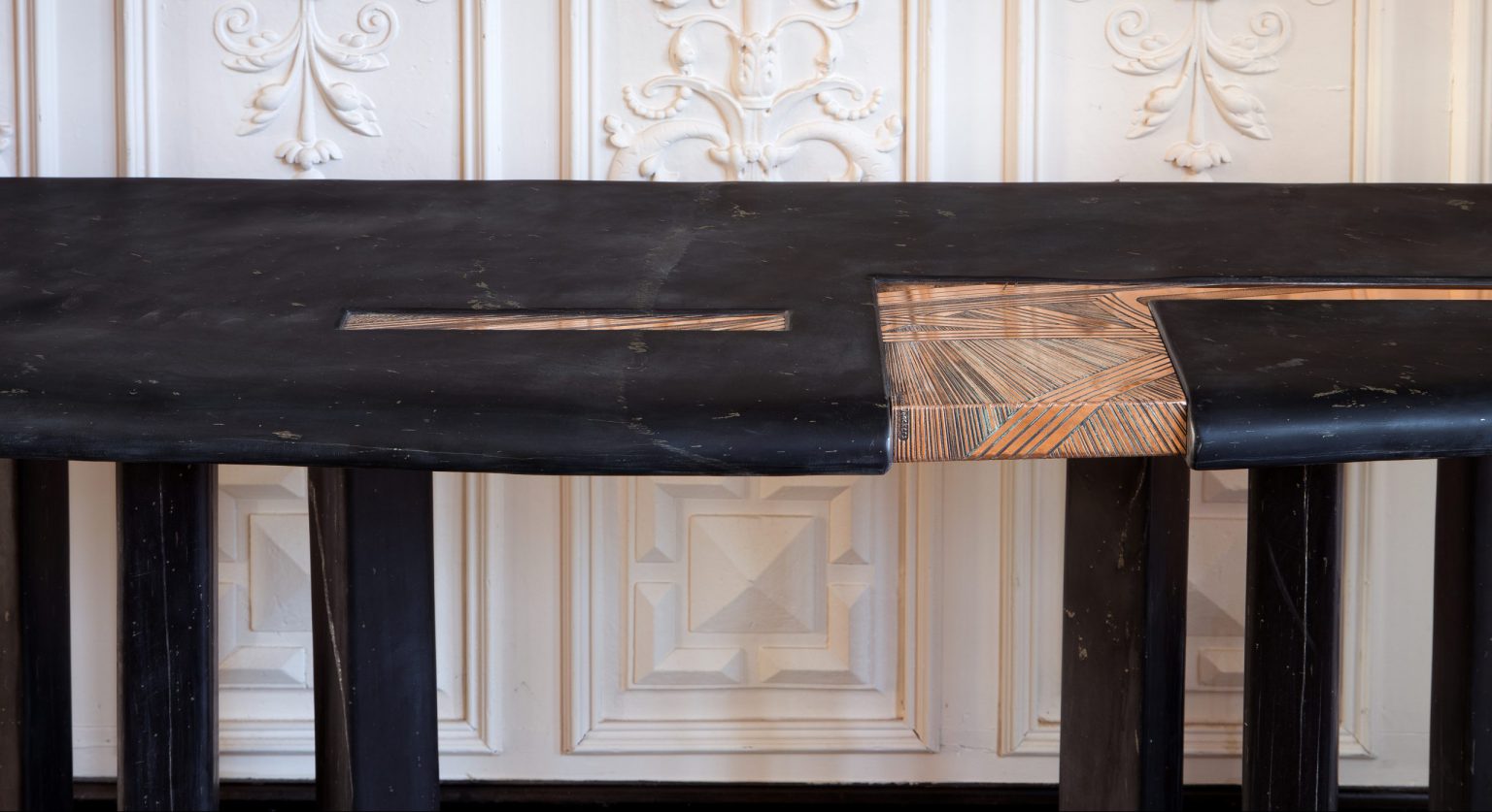 Gemini Mekbuda | Console Table | EMMANUEL JONCKERS